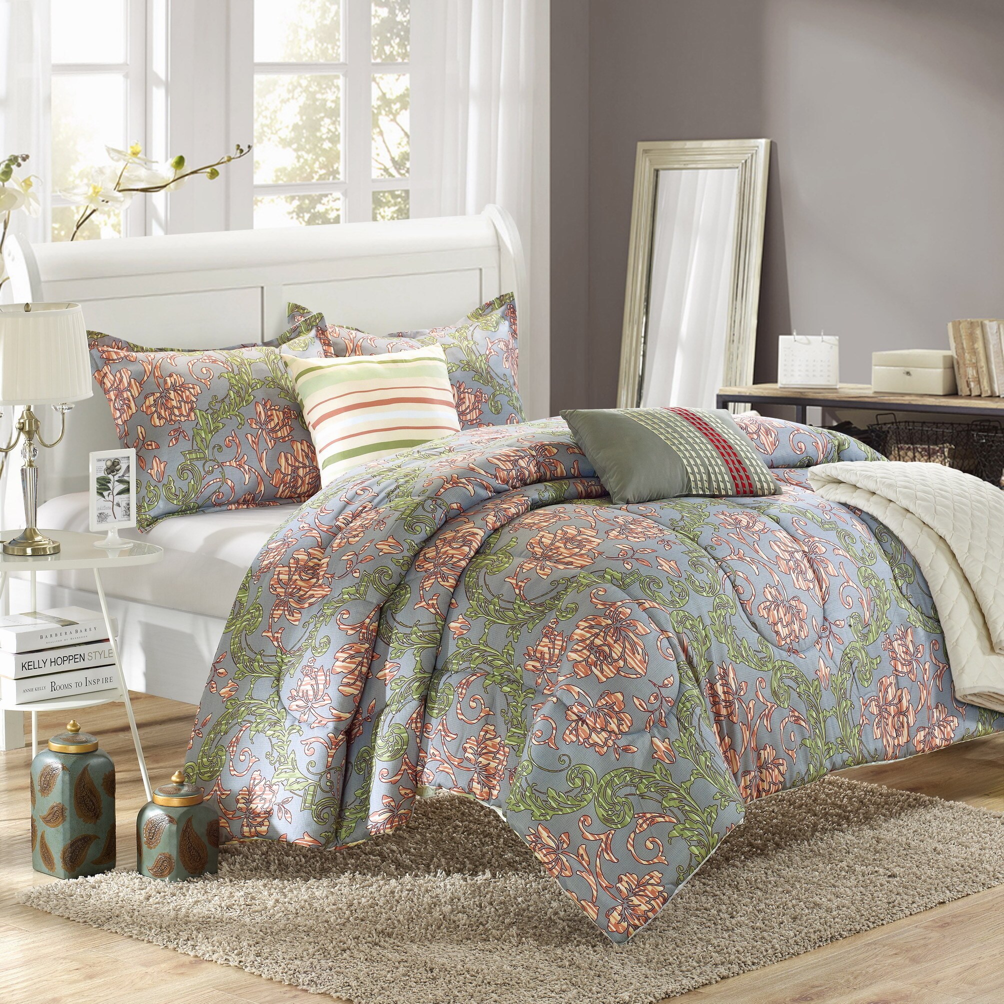 Chic bed in a bag store