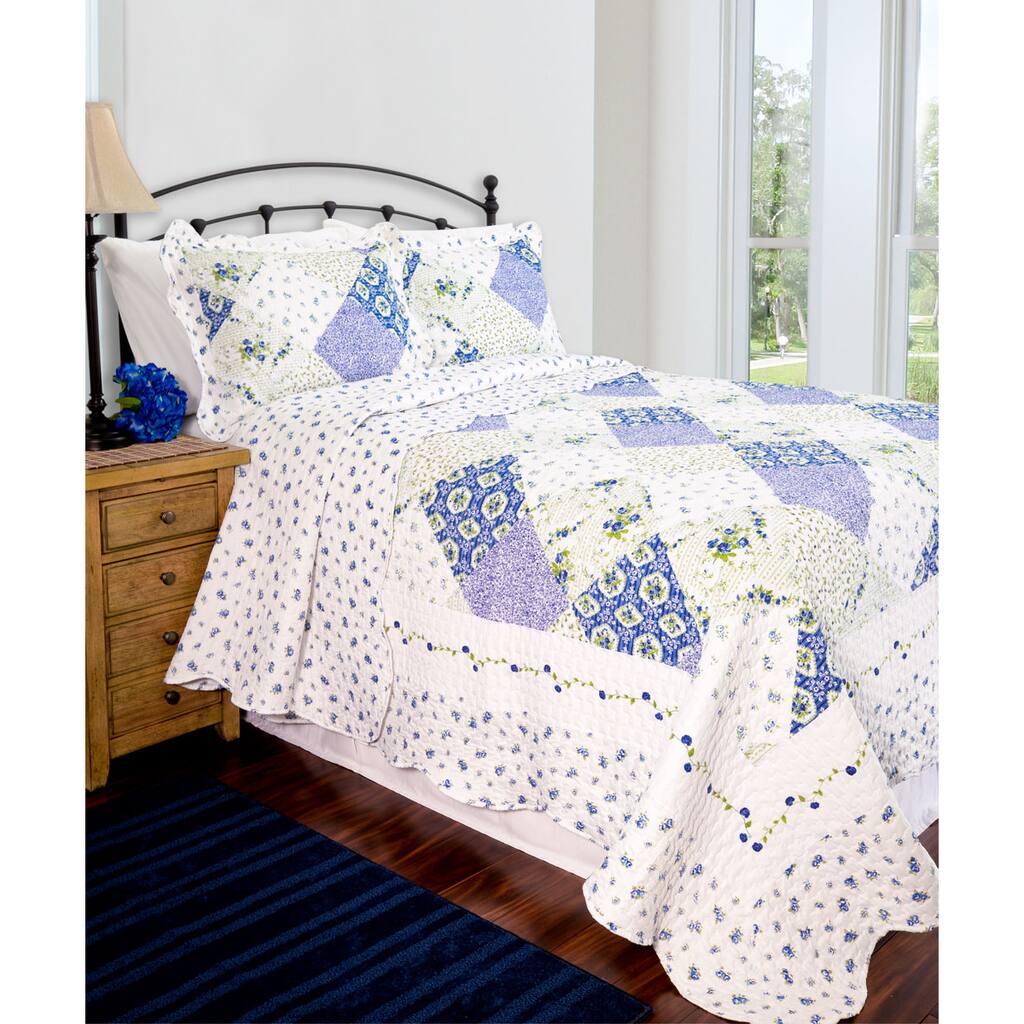 Slumber Shop Wilmington Blue Patchwork Reversible Quilt Set - Overstock ...