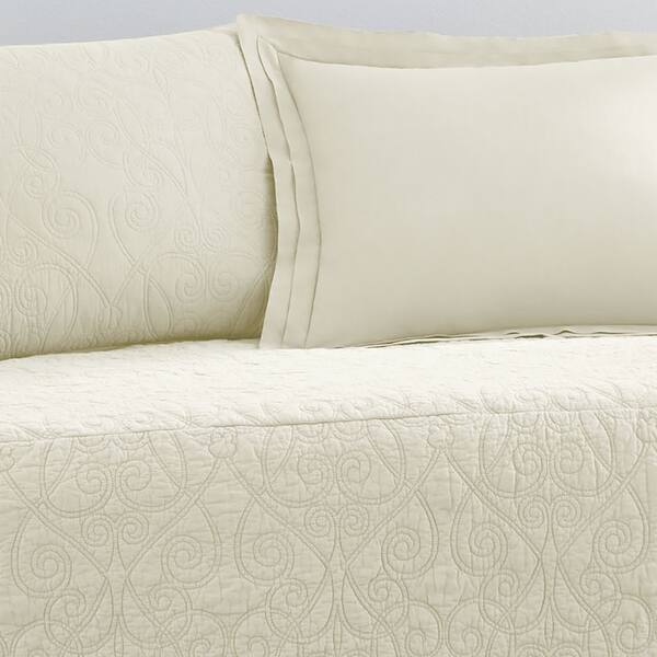 Laura Ashley Felicity Ivory Cotton 5-piece Daybed Cover Set - Bed Bath ...