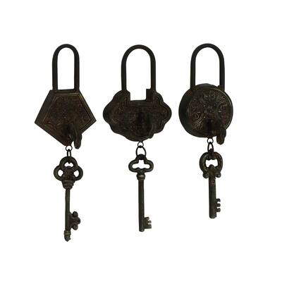 Historic Antique Metal Key Set - Overstock - 11828054