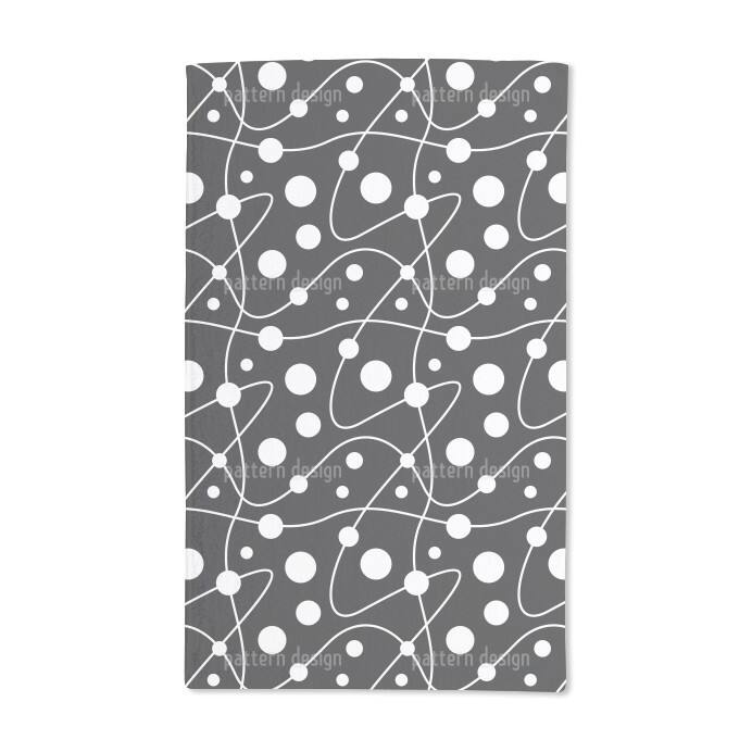 Circular Rounds Black and White Hand Towel (Set of 2) - Overstock ...