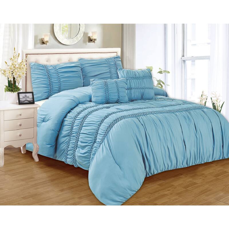RT Designers Collection Waldorf Oversized 5-Piece Smocked Comforter ...