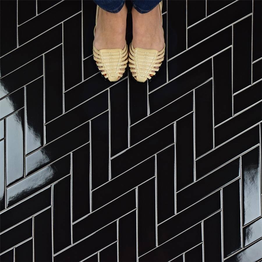 Merola Tile 1.75x7-inch Victorian Soho Chevron Glossy Black Porcelain ...