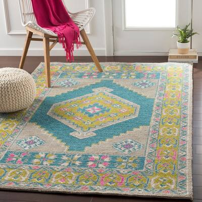 Inez Traditional Southwestern Olive Area Rug - 5' x 7'6" - Overstock ...