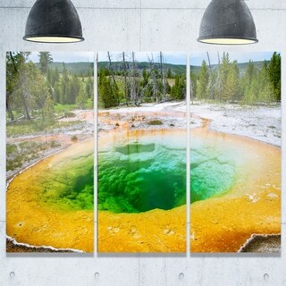 Designart - Bright Morning Glory Pool - Landscape Photo Glossy Metal ...
