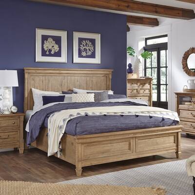 Crestview Traditional Rustic Belgian Wheat Panel Bed - Overstock - 20181799