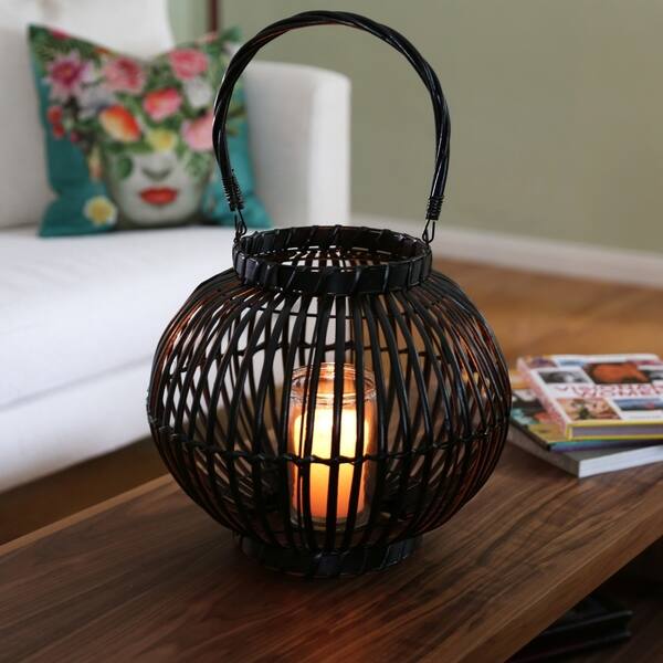 UTC55003: Wood Bellied Round Lantern with Rope Handle, Hurricane Candle ...