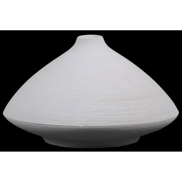 UTC53500: Ceramic Short Round Vase with Small Mouth, Flared Belly and ...