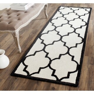 Safavieh Handmade Cambridge Ivory/ Black Wool Rug - 2'6 x 6' - Bed Bath ...
