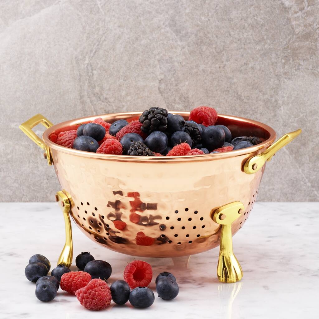 Hammered Decor Copper Berry Colander, 6" - Overstock - 23465646