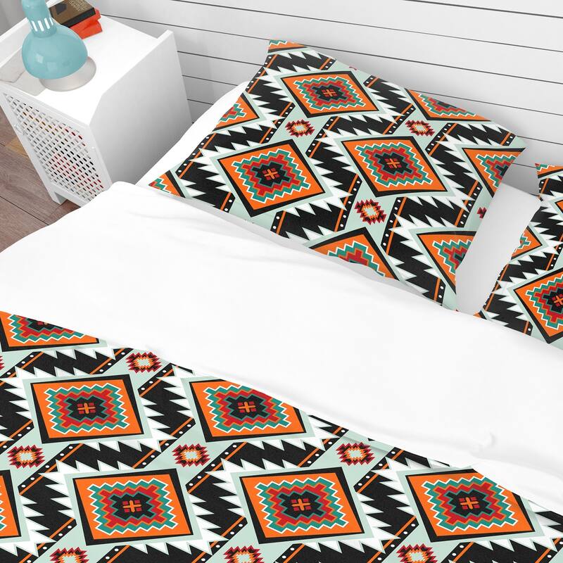 Designart 'First Nations Pattern' Southwestern Bedding Set - Duvet ...