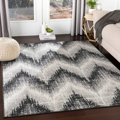 Nekesa Black Chevron Area Rug - 7'10" x 10'3" - Overstock - 24044581