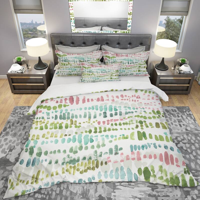 Designart 'Mixed Green Geometric Pattern II' Geometric Bedding Set ...