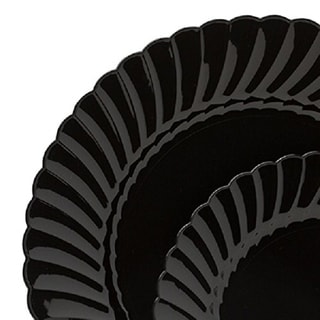 Table To Go 50-Piece Plastic Dinner Plate Set | Scallops Collection ...