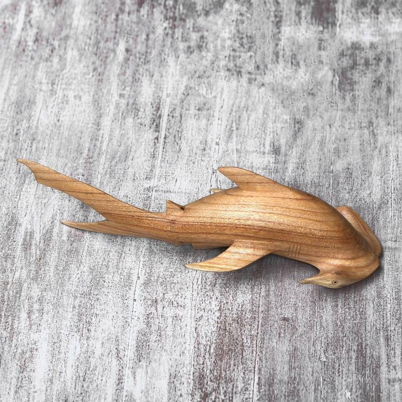 Handmade Ocean Hunter Wood Sculpture (Indonesia) - Overstock - 28009442