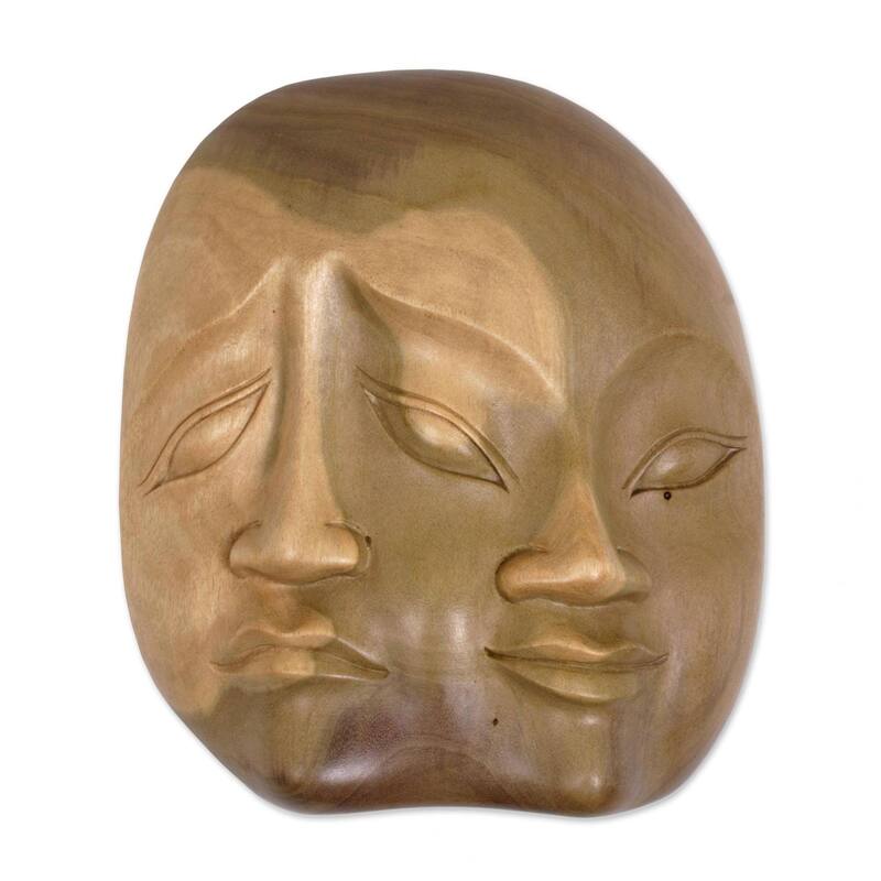Handmade Two Dimensions Wood mask (Indonesia) - Overstock - 28151352