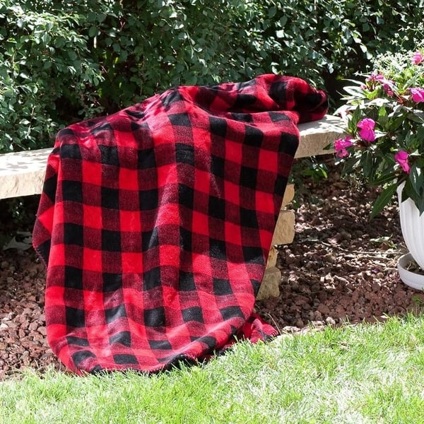 Denali Large Bunk House Plaid/Black Microplush Blanket - Bed Bath ...