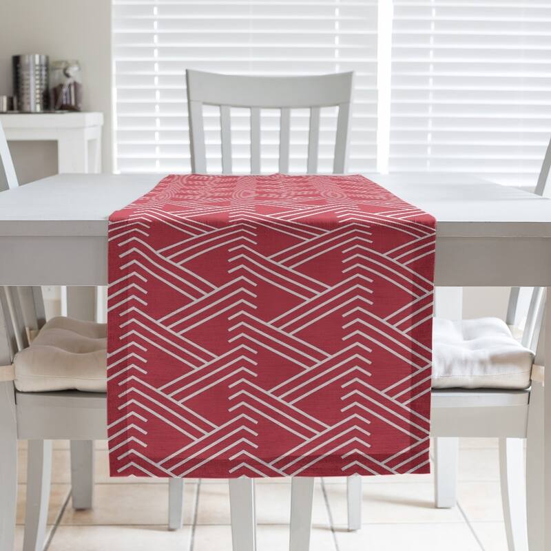Classic Zig Zag Pattern Table Runner - Overstock - 28528139