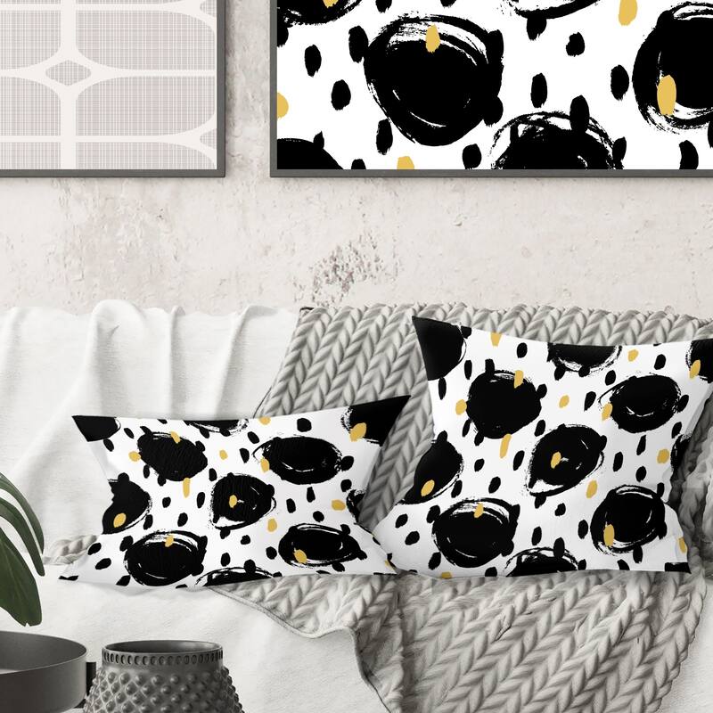 Designart Monochrome Geometric Pattern V Mid Century Modern Throw