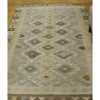 Hand-Woven Winchester Kilim Maha Ivory/Blue Rug - 5'4" x 7'11" - Bed ...