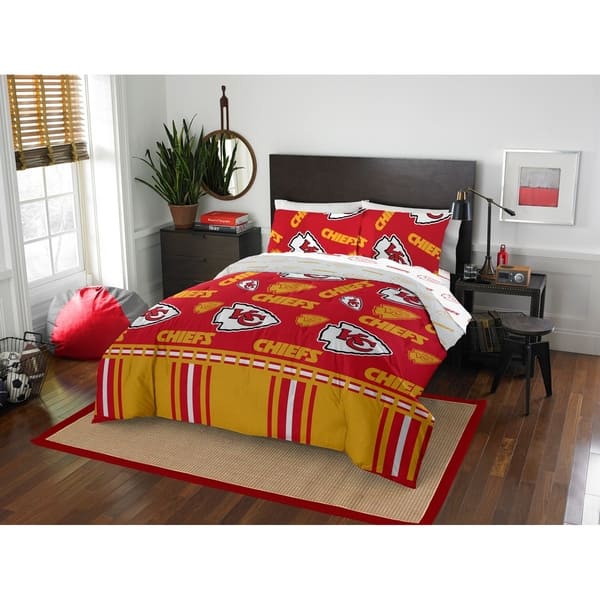 NFL 875 Kansas City Chiefs Queen Bed In a Bag Set - Bed Bath & Beyond ...