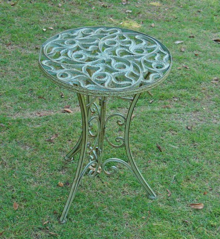 Iron Round Plant Table - Bed Bath & Beyond - 3040860