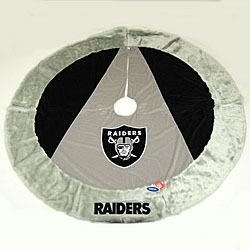 Oakland Raiders Official NFL Christmas Tree Skirt - Bed Bath & Beyond ...