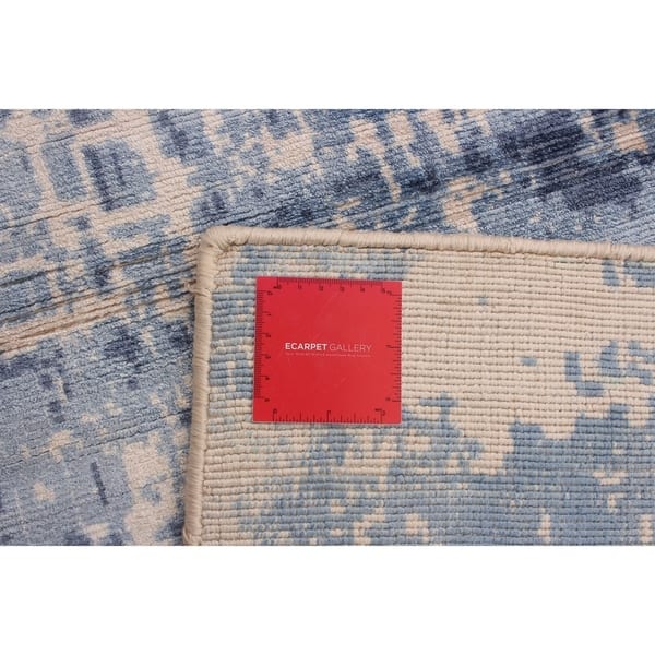 Hand-knotted Galleria Blue Viscose Rug - 4'11" x 7'3"/4'11 x 7'3 - Bed ...