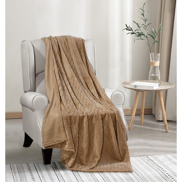 Oversized Chevron Braided Throw Mocha - Bed Bath & Beyond - 30669526