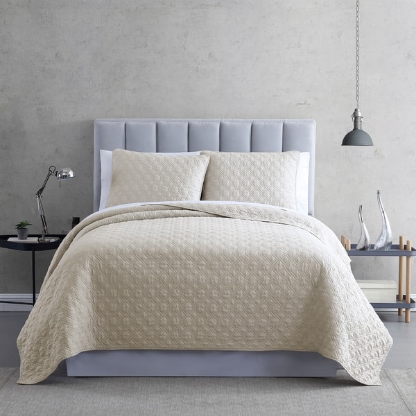 Modern Threads 3-Piece Enzyme Washed Diamond Link Quilted Coverlet Set - On Sale - Bed Bath ...