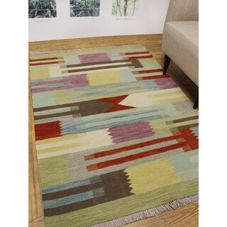 Hand-Woven Winchester Kilim Mican Rust/Brown Rug - 4'2" x 5'9" - Bed ...