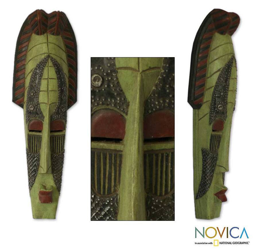 Ghanaian 'Queen of Nature' Wood Mask - Overstock - 4279694