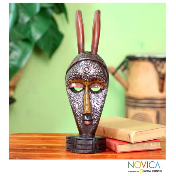 Handcrafted Sese Wood 'Boli Protection' African Mask (Ghana) - Bed Bath ...