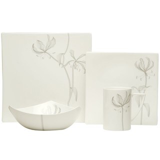 Red Vanilla Yanis Silver 4-piece Place Set with Bonus Place Setting ...