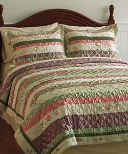 The Armoire Collection Watercolors Quilt Set (Full/Queen) - Bed Bath ...