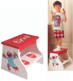 Sesame Street 'Elmo' Step Stool - Bed Bath & Beyond - 23057