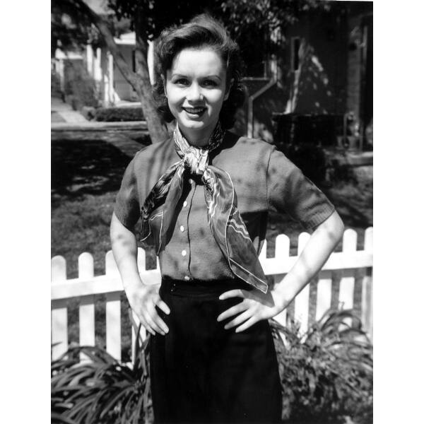 Debbie Reynolds standing with Hands on Hips in Black and White Photo ...