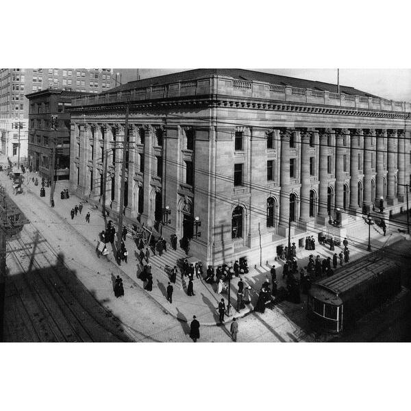 First Federal Building Black and White Gallery Wrapped Canvas - Bed ...