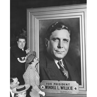 Edith Willkie Looks Up At The Oversized Portrait Of Wendell Willkie At ...