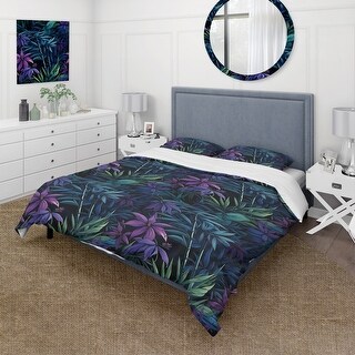 Designart "Bamboo Twilight Green & Purple Tropical Pattern" Floral ...