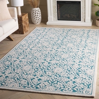 SAFAVIEH Hand-Tufted Metro Tyanka French Country Wool Rug - Bed Bath ...