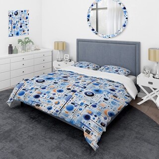 Designart "Blue And White Matrix Grid II" White Modern Bedding Set With ...