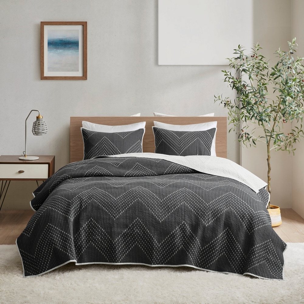 Black Quilts and Bedspreads - Bed Bath & Beyond