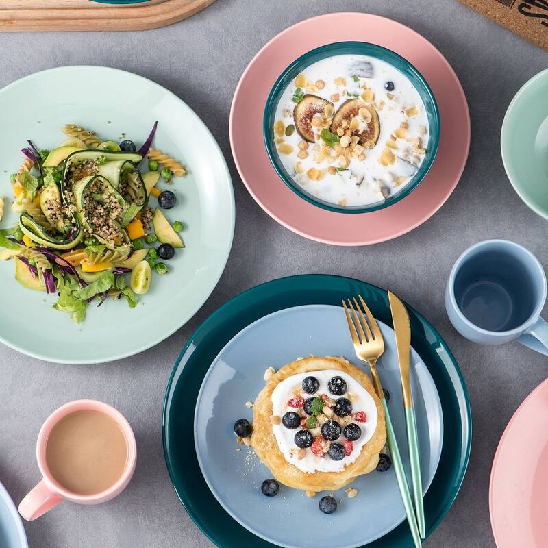 LOVECASA 16-Piece Porcelain Dinnerware Set (Service for 4) - Overstock ...