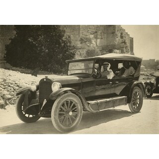 Arab Men Wearing Traditional Keffiyeh In A Passenger Car In The 1920S ...