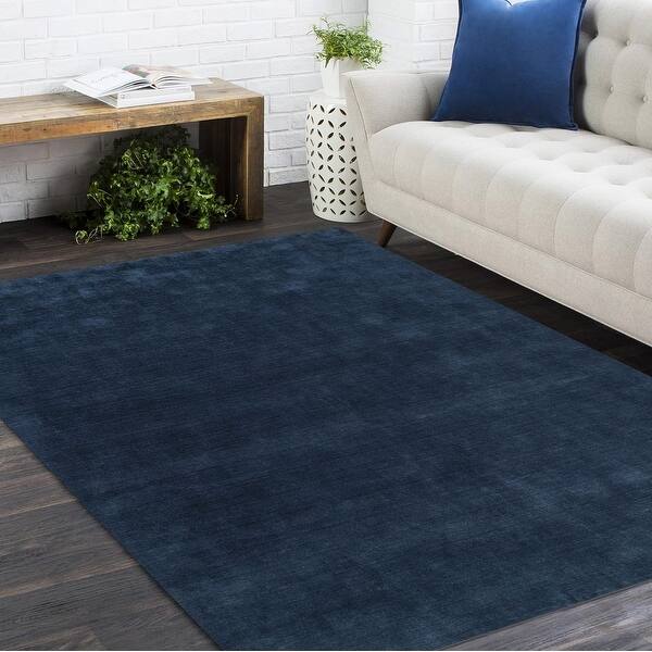 Overton Handmade Modern Contemporary Solid Area Rug - Bed Bath & Beyond - 33564942