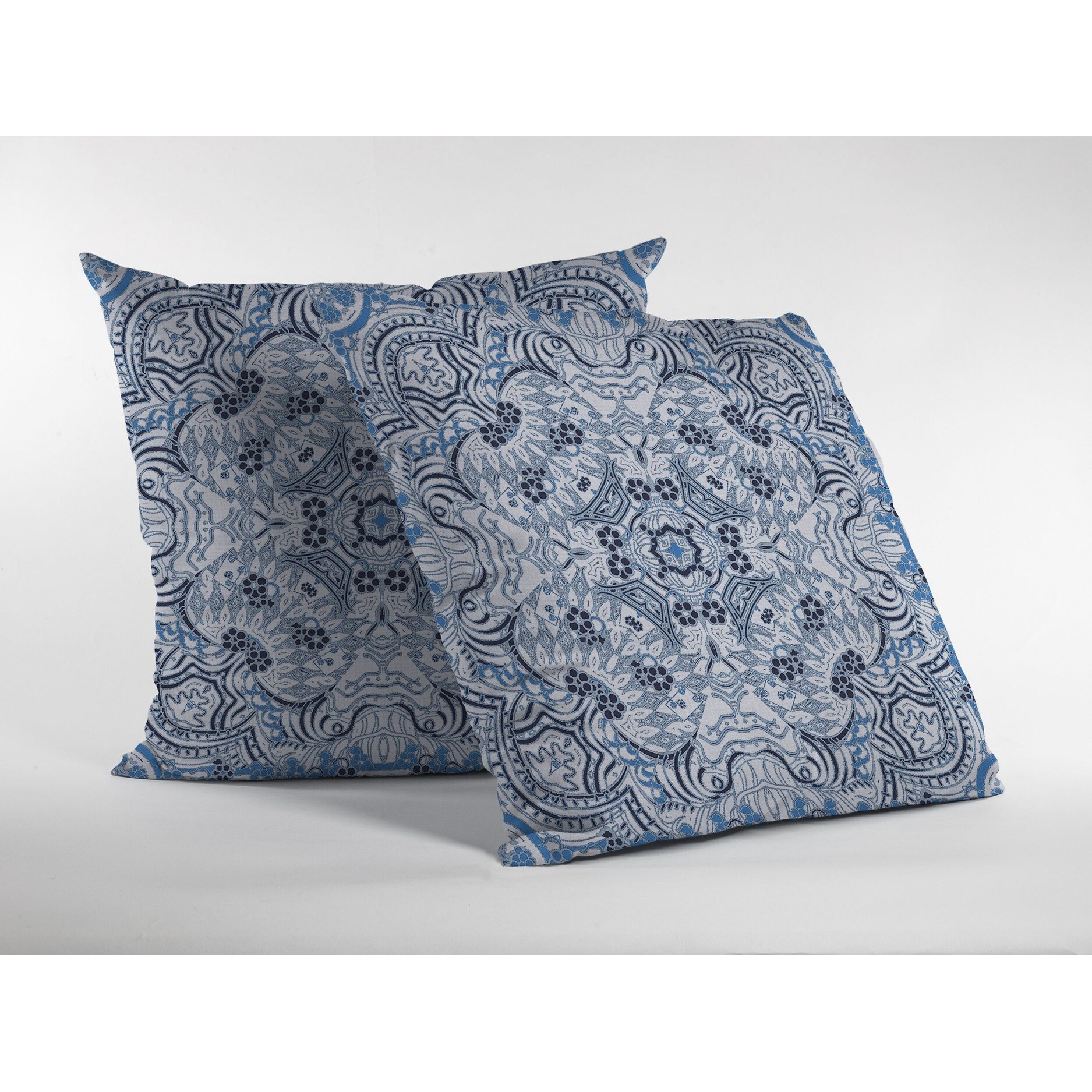 SAFAVIEH Amelia Madge Modern Abstract Rug - On Sale - Bed Bath & Beyond ...