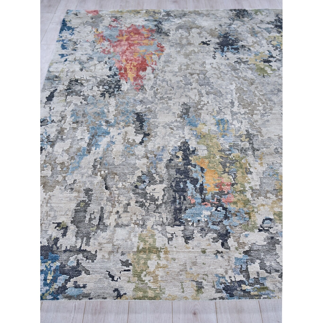 SAFAVIEH Lillian Esterina Abstract Floral Rug - On Sale - Bed Bath ...