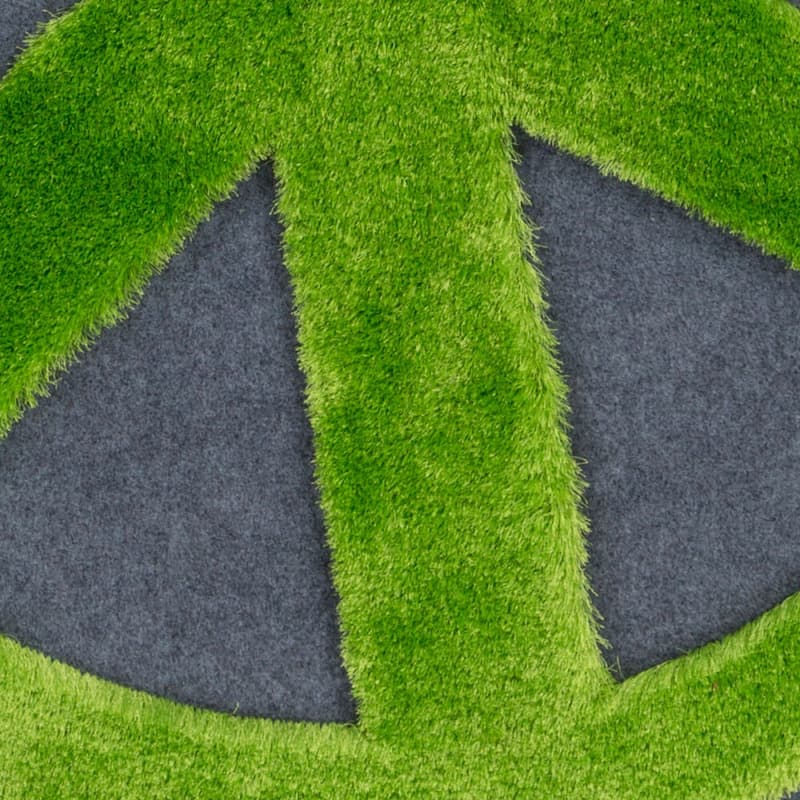 Pepper Hand-woven Peace Sign Shag Area Rug - 4' x 6' - 4' x 6 ...
