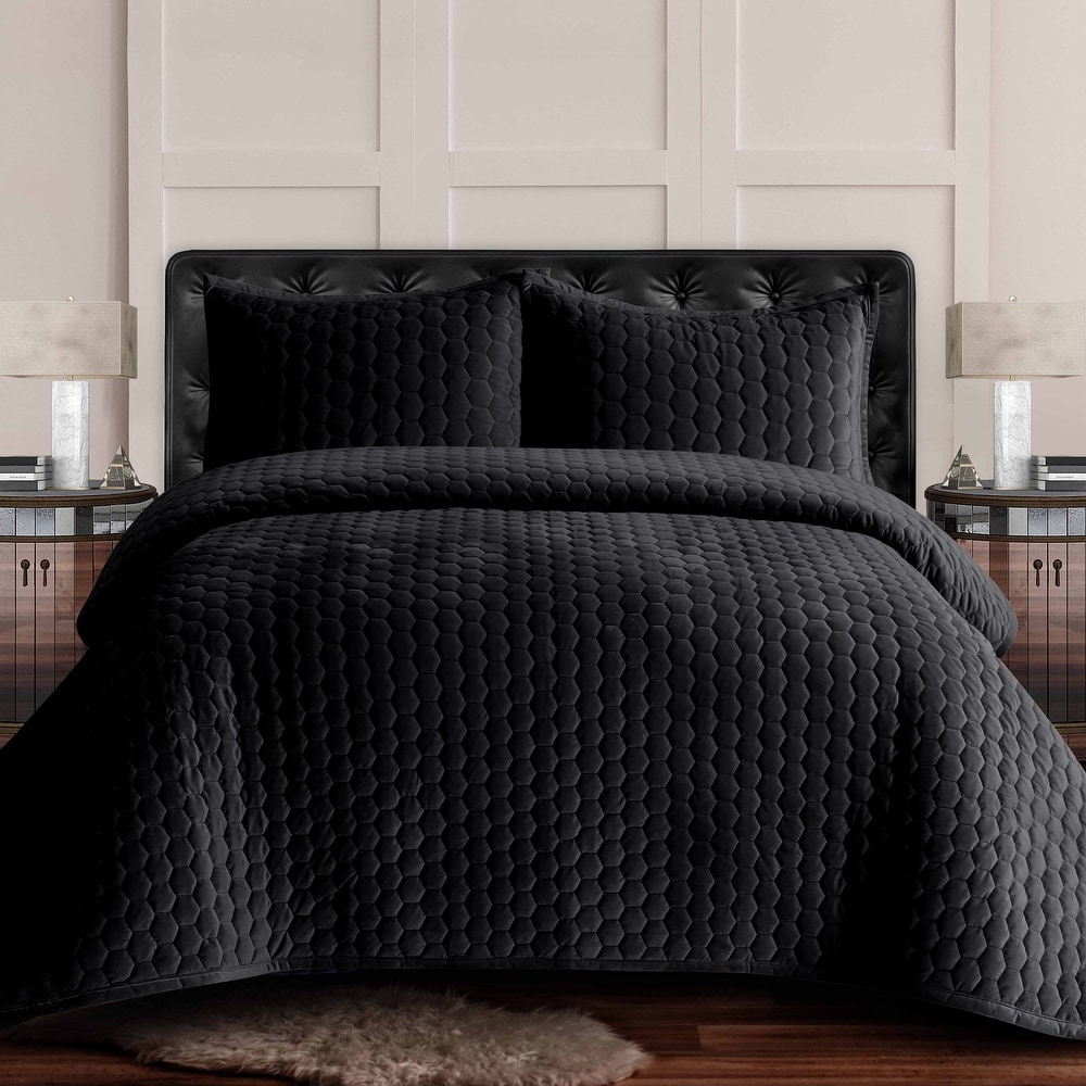 Black Quilts and Bedspreads - Bed Bath & Beyond